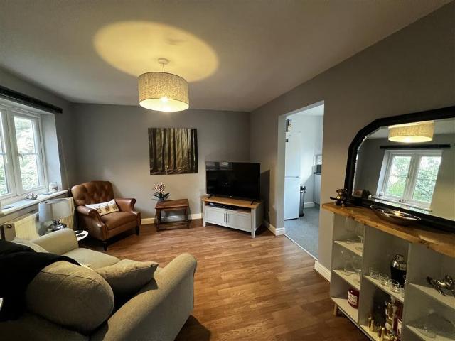 2 bedroom house to rent