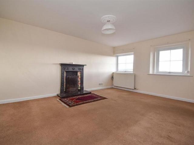 2 bedroom house to rent
