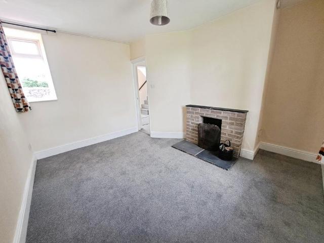 2 bedroom house to rent