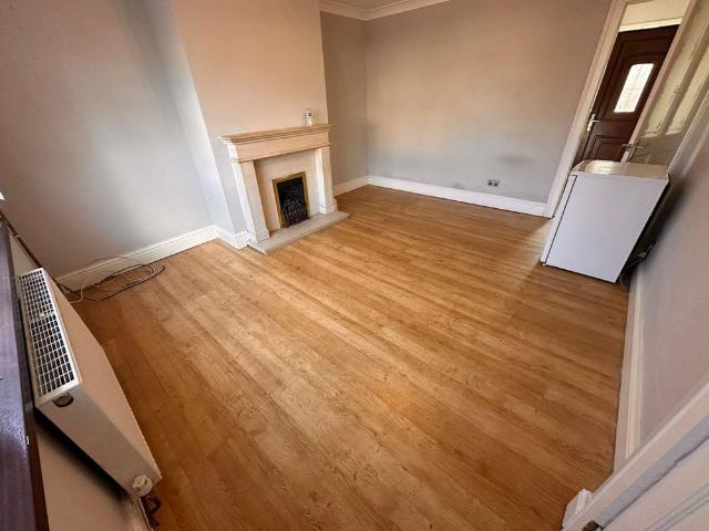 2 bedroom house to rent