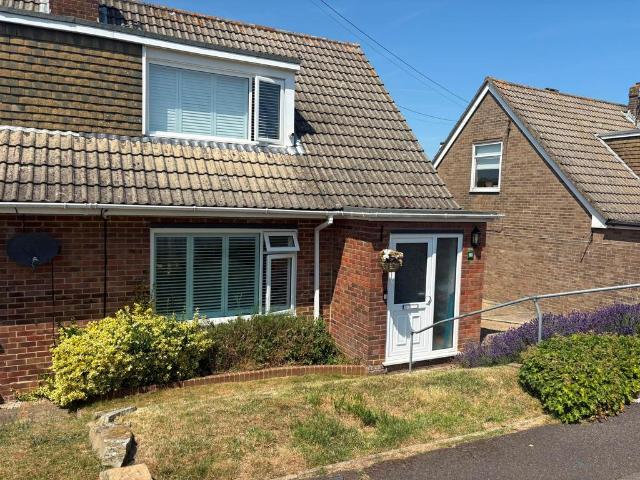 2 bedroom house to rent