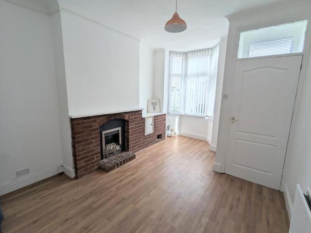 2 bedroom house to rent