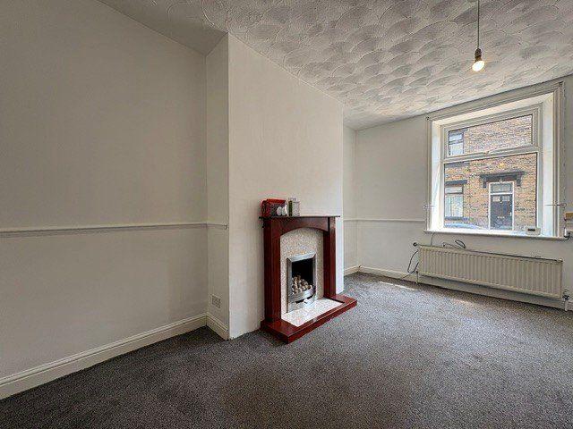 2 bedroom house to rent