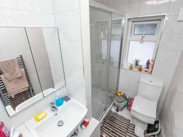2 bedroom house to rent