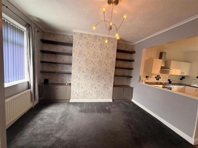 2 bedroom house to rent