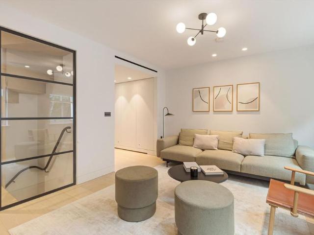 2 bedroom house to rent