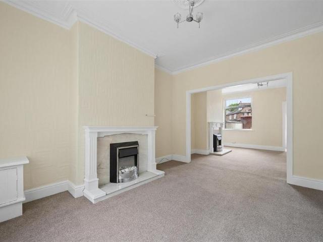 2 bedroom house to rent