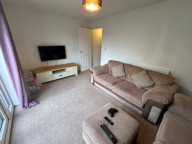 2 bedroom house to rent