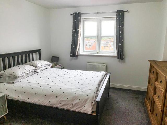 2 bedroom house to rent