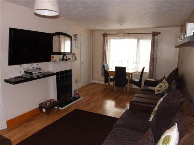 2 bedroom house to rent