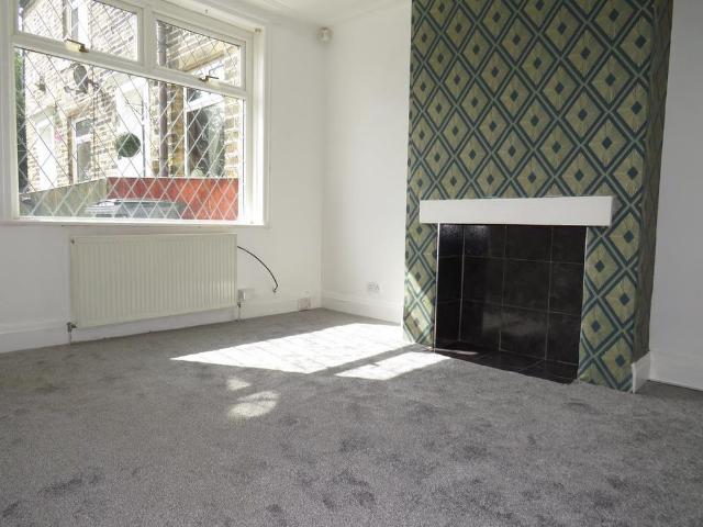 2 bedroom house to rent