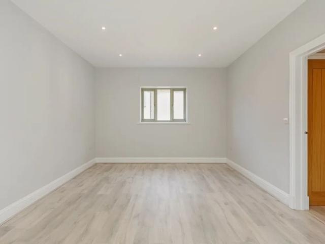 2 bedroom house to rent