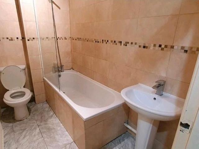 2 bedroom house to rent