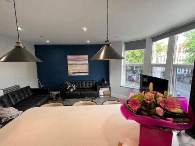 2 bedroom house to rent