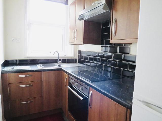 2 bedroom house to rent