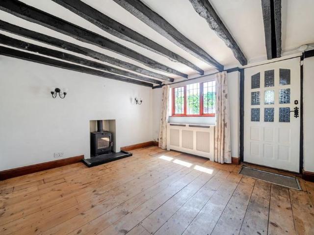 2 bedroom house to rent