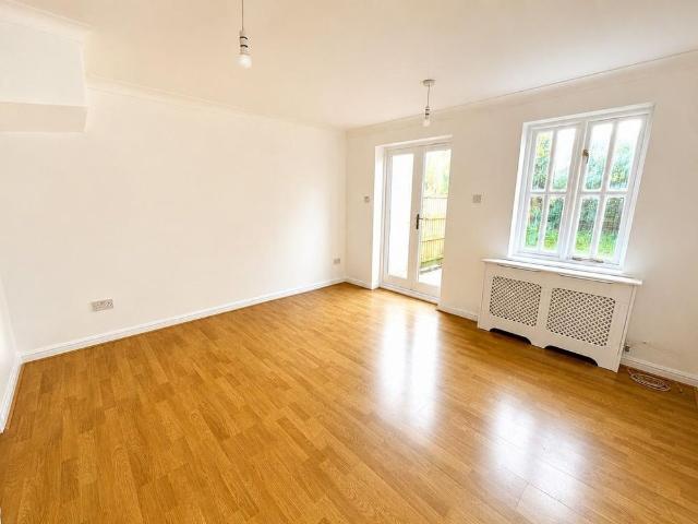 2 bedroom house to rent