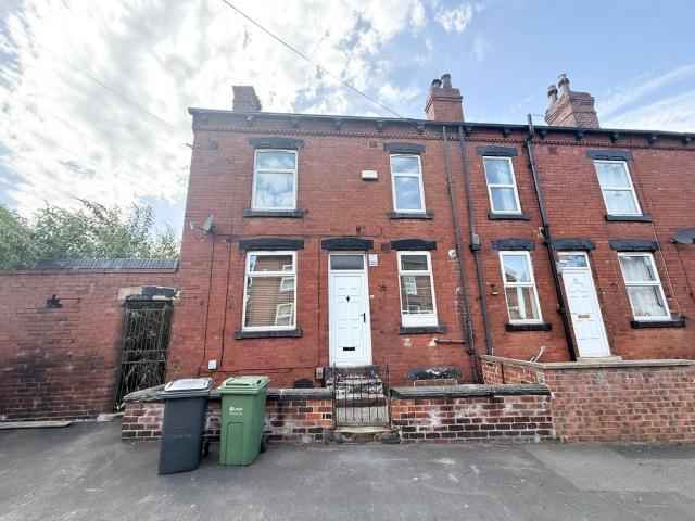 2 bedroom house to rent