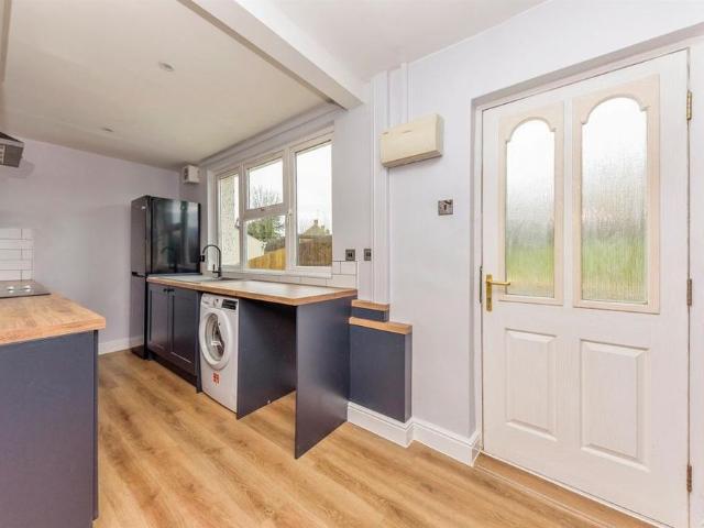 2 bedroom house to rent