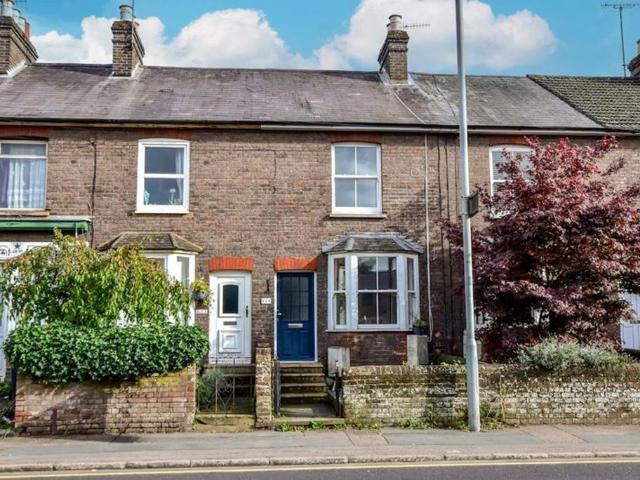 2 bedroom house to rent