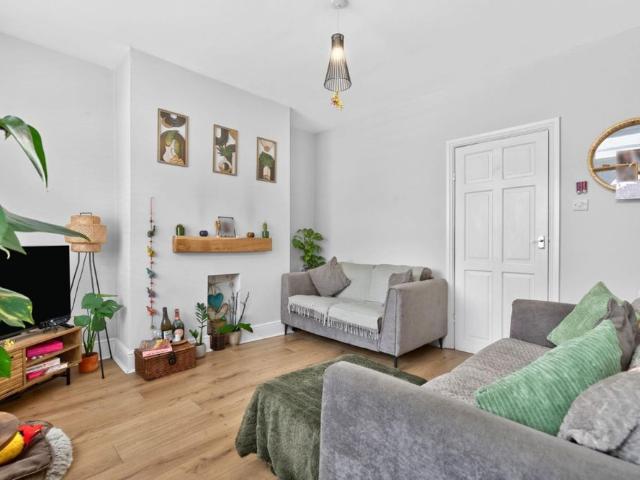 2 bedroom House To Rent