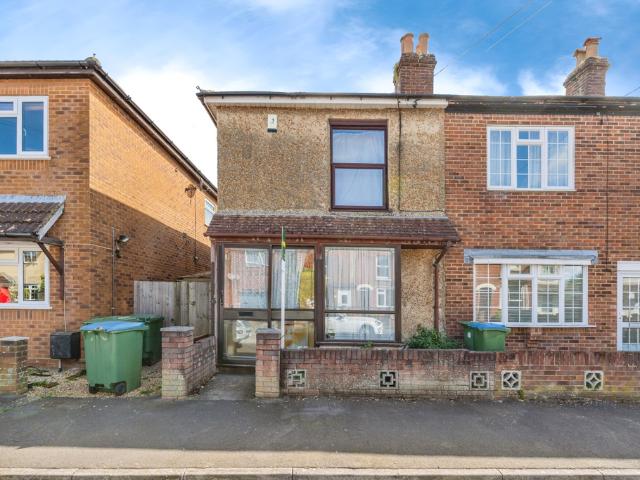 2 bedroom house to rent