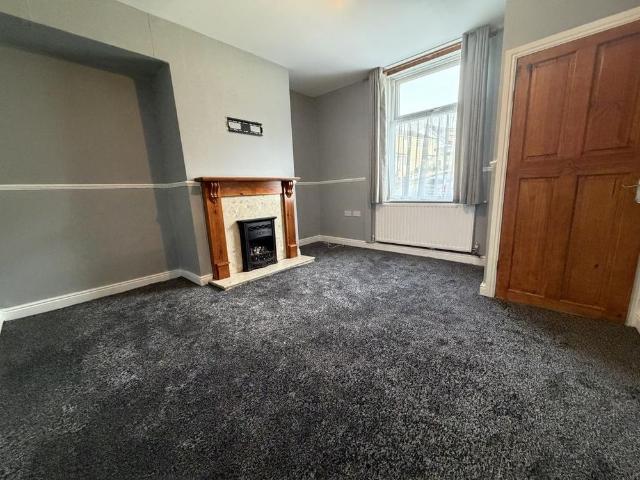 2 bedroom house to rent