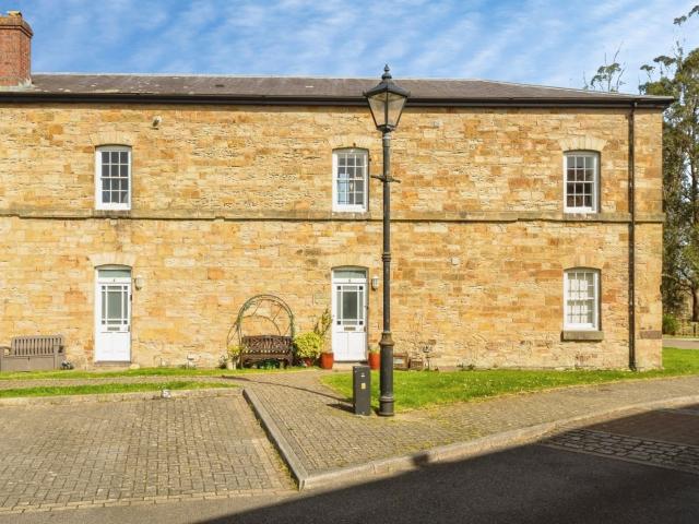 2 bedroom house to rent