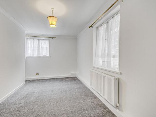 2 bedroom house to rent