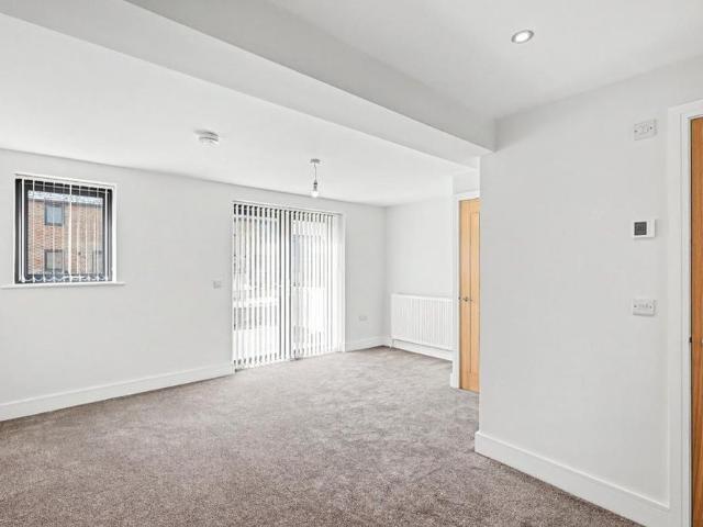 2 bedroom house to rent