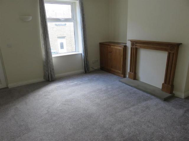2 bedroom house to rent