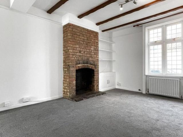 2 bedroom house to rent