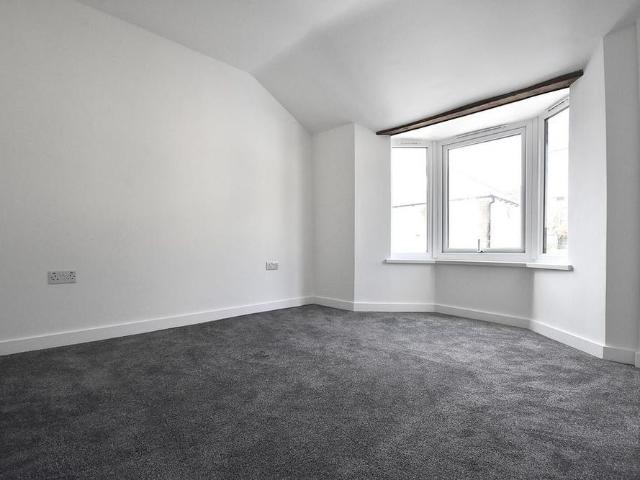 2 bedroom house to rent