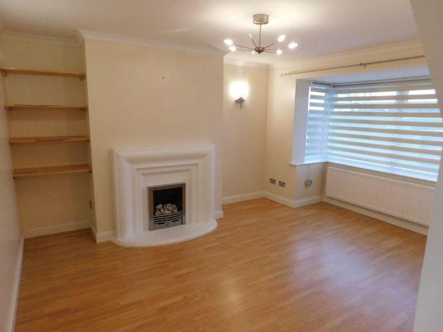 2 bedroom house to rent