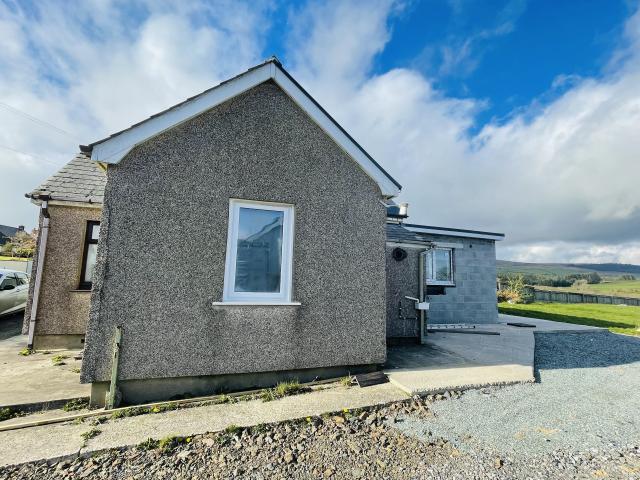 2 bedroom house to rent