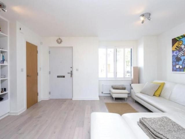 2 bedroom house to rent