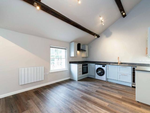 2 bedroom house to rent