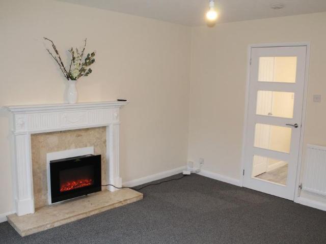 2 bedroom house to rent