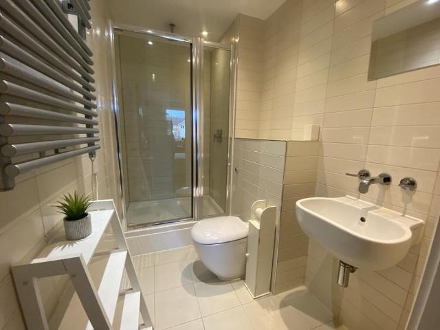 2 bedroom house to rent