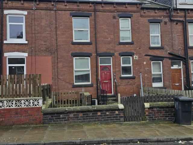 2 bedroom house to rent