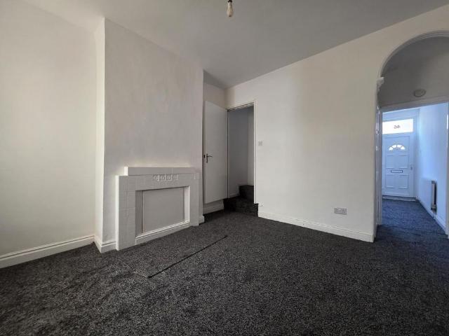 2 bedroom house to rent