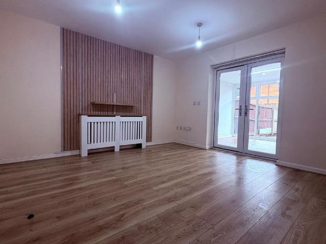 2 bedroom house to rent