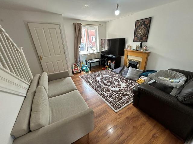 2 bedroom house to rent