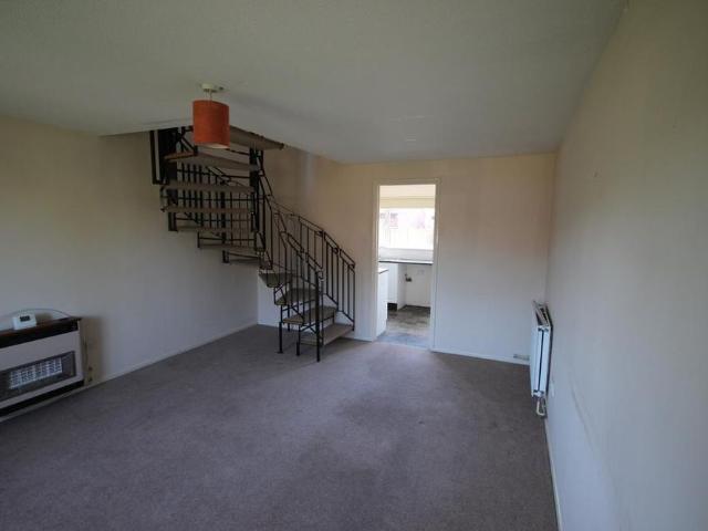 2 bedroom house to rent
