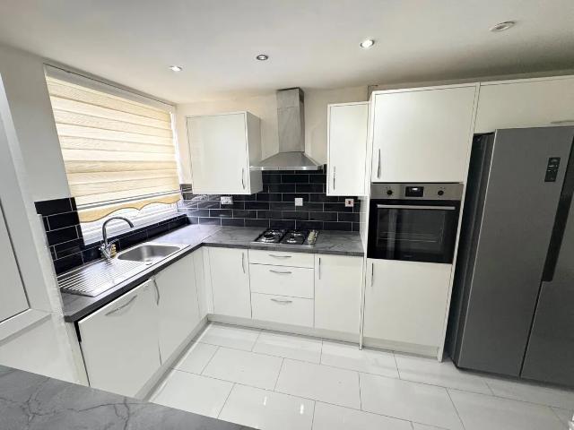 2 bedroom house to rent