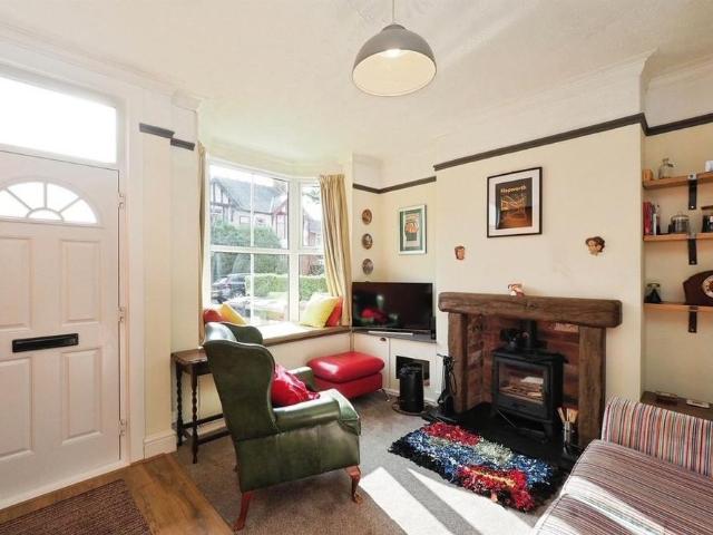2 bedroom house to rent