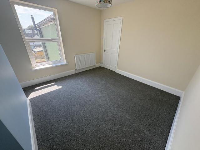 2 bedroom house to rent