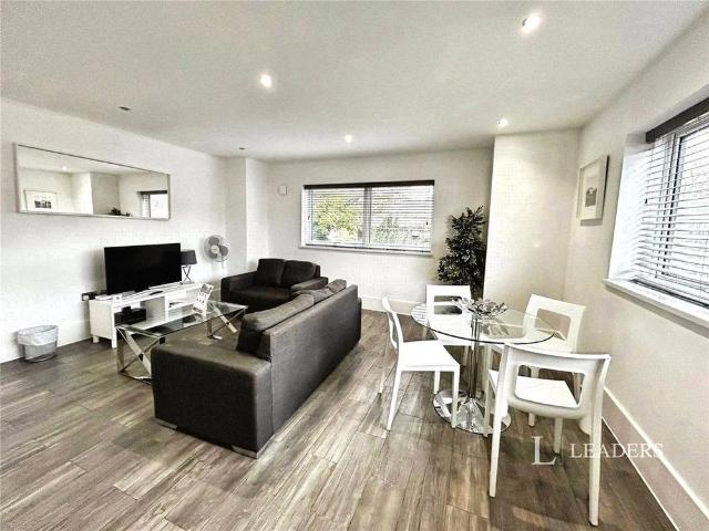 2 bedroom house to rent