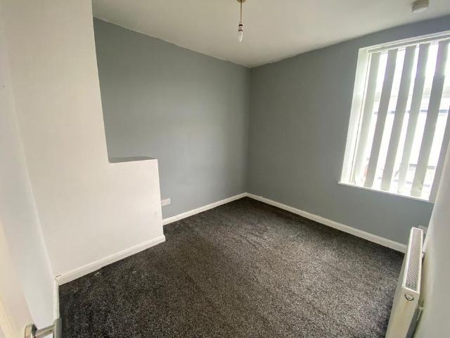 2 bedroom house to rent