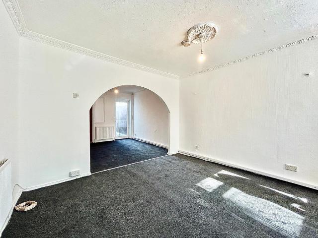 2 bedroom house to rent